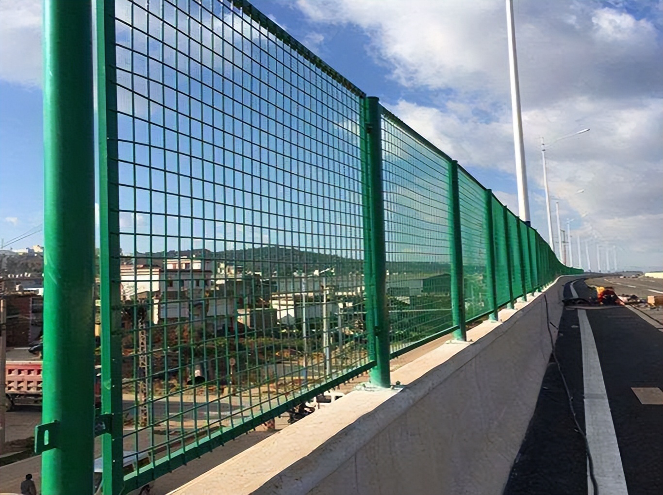 Advantages of anti-throwing nets - iNEWS