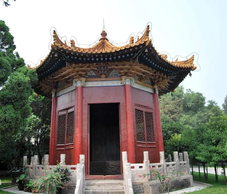 Spying on the Dacheng Hall was struck by lightning - iMedia