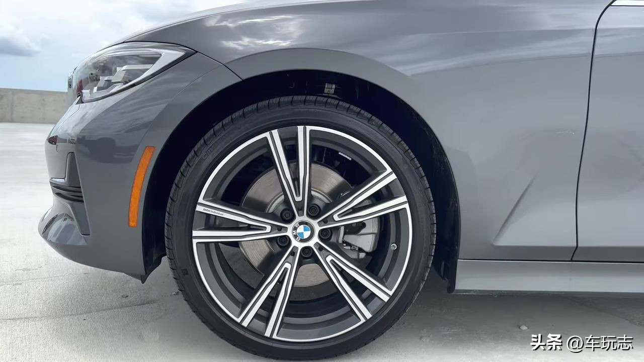 2022 BMW 3 Series 330i - The last generation of normal-looking products ...