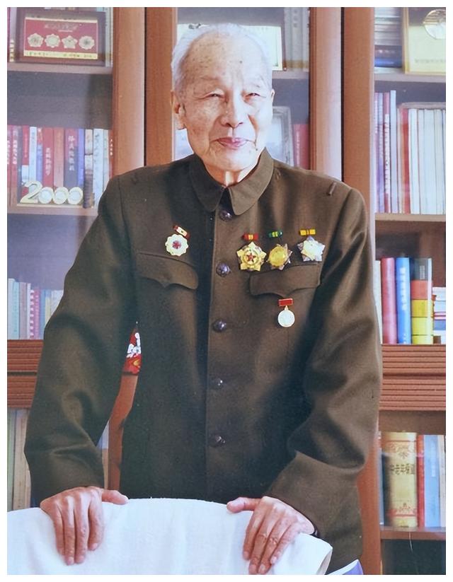 There are only 4 generals who were awarded the title in 1955. The ...