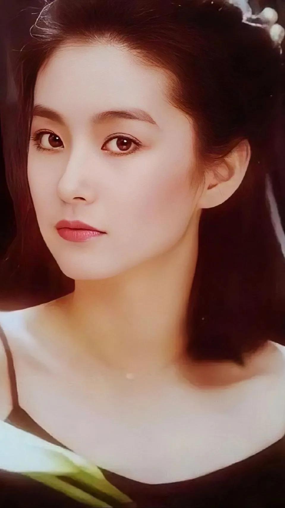 Beauty wallpaper No. 240 - Brigitte Lin - iMedia