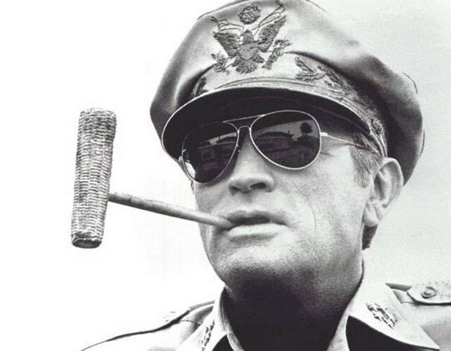 How was the five-star general MacArthur fired? Why? - iMedia