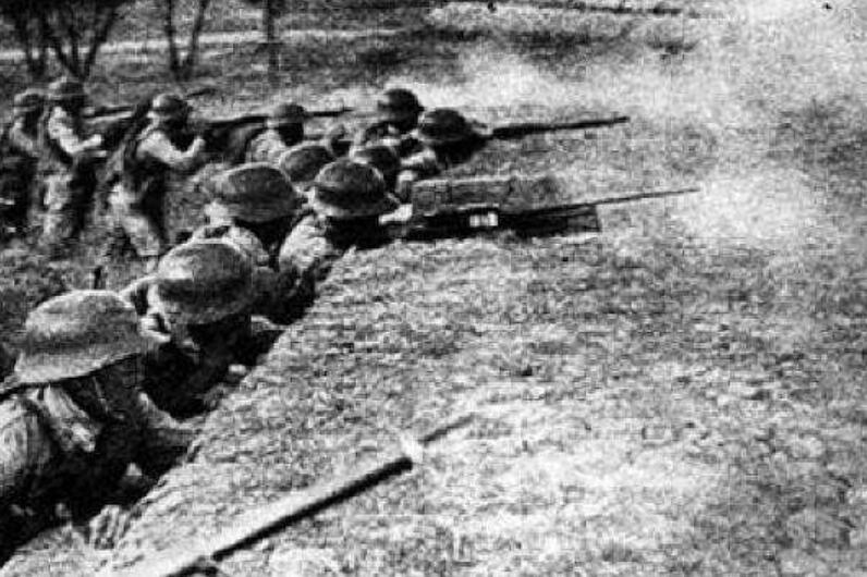 There are less than 800 rifles and only more than 20 machine guns left ...