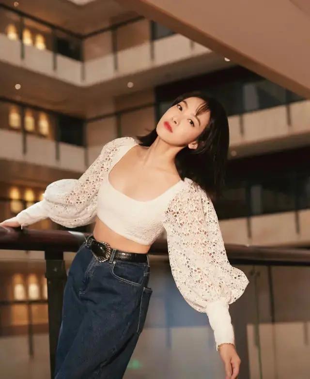 Mingyang Entertainment - Beauty Star - Song Qian - iNEWS