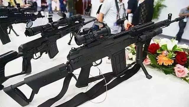 The NAR-10 automatic rifle uses 20 rounds of magazines for ammunition ...