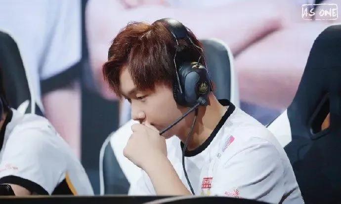 KPL: The hard-fed fly, the flowing estar sidewalk, from promise to calm, spanning several eras ...