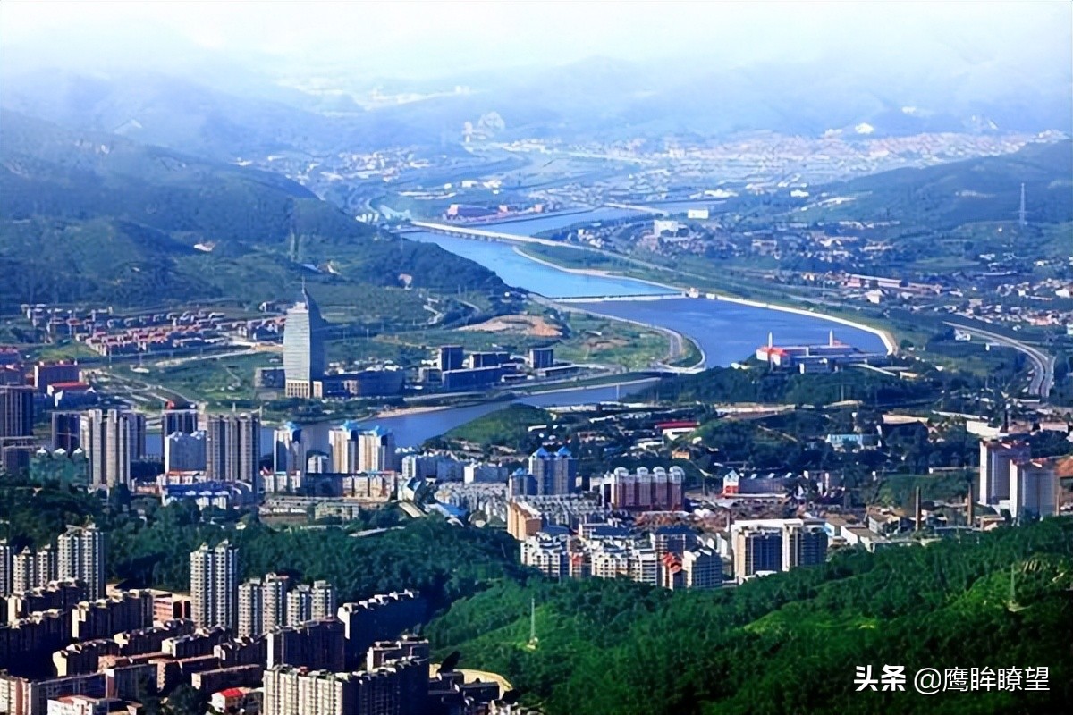 The smallest lake in the world, only 15 square meters, has created a ...