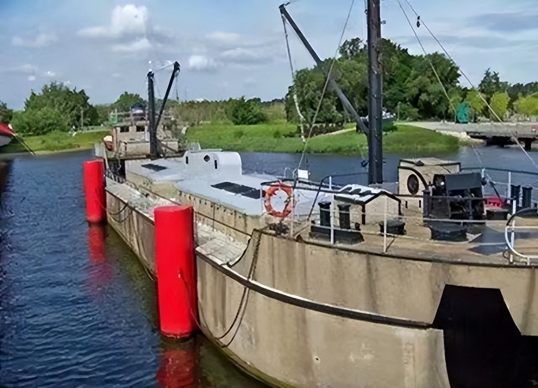 Why did the cement boats that used to be everywhere in China's rivers ...