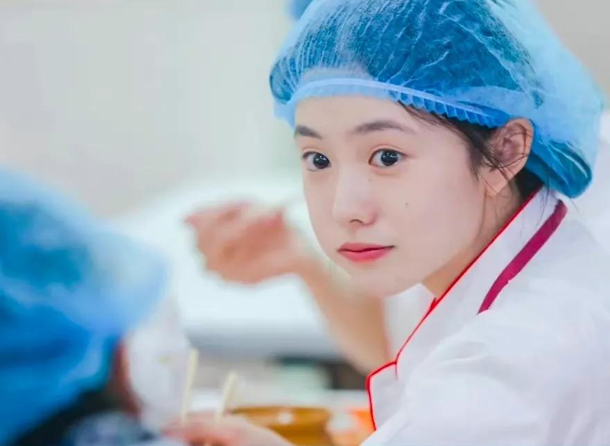 Huang Xuan is not hot?Why does Song Zhiya wear fake goods?How much capital is behind Liu Haochen ...