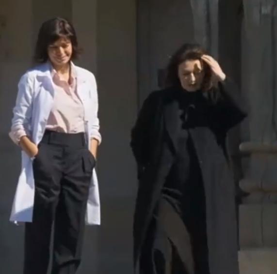 "The Most Beautiful Years": Emotional Tracing Through Time, Regaining ...