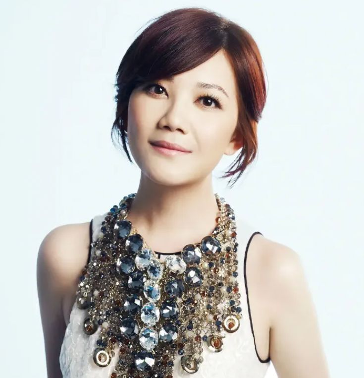 Liang Jingru was complained about being fat as Jia Ling at the concert ...