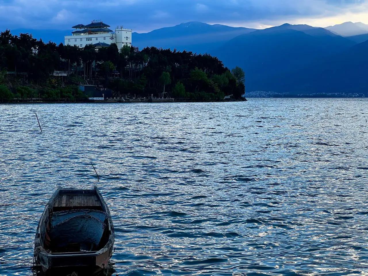 The Pearl of Southwest Ethnic Culture - Erhai Lake - iNEWS