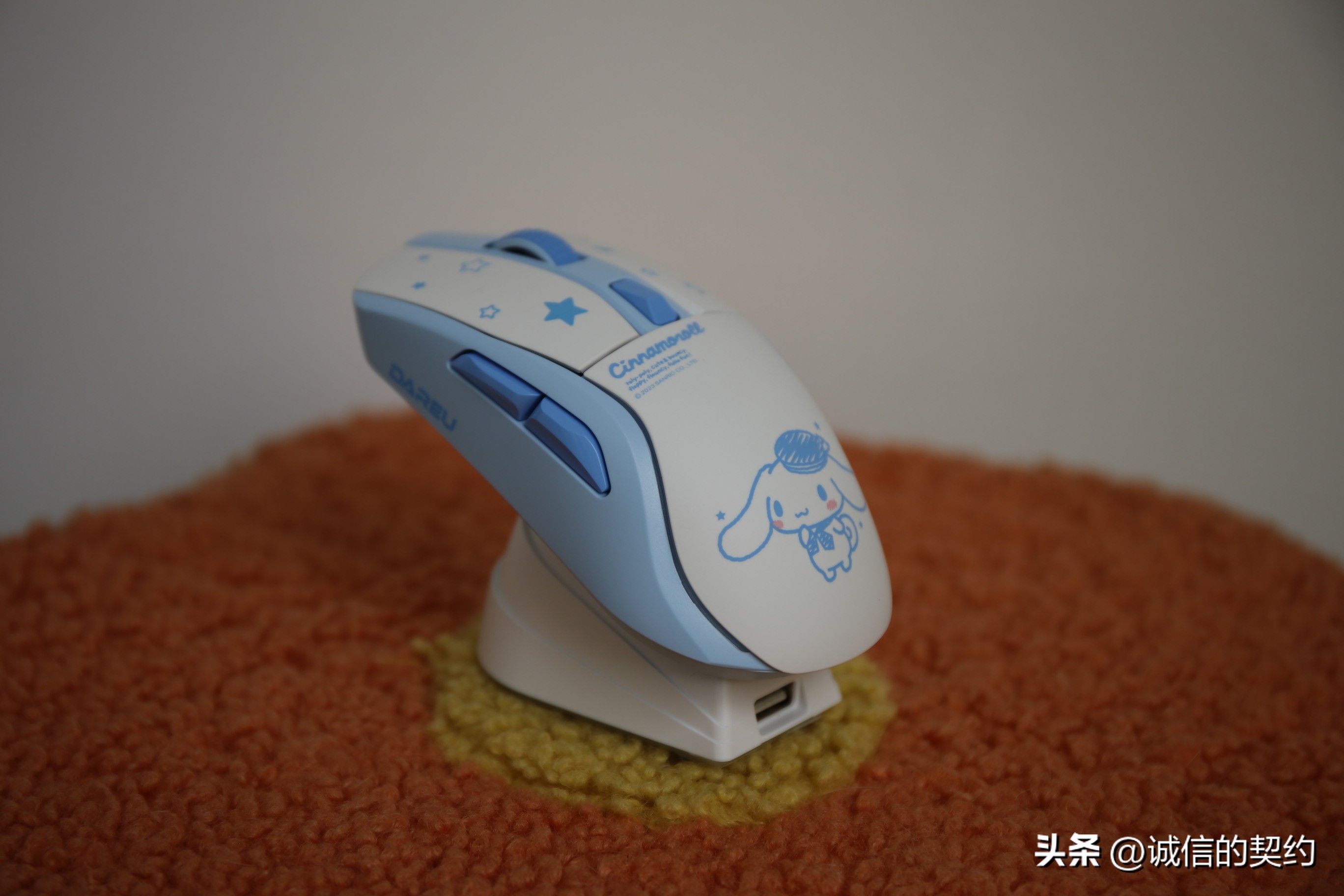 Daryou Cinnamon Dog makes your computer desk full of IP attributes - iMedia