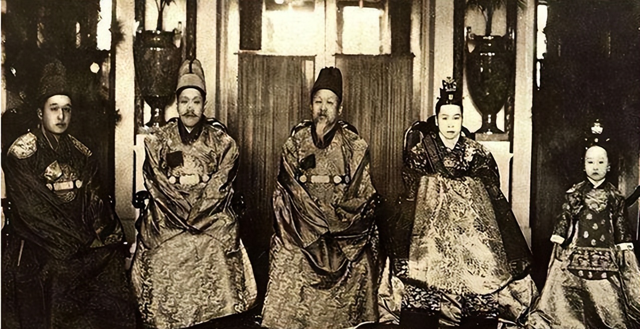 What kind of system was the five-family system of the Joseon Dynasty ...
