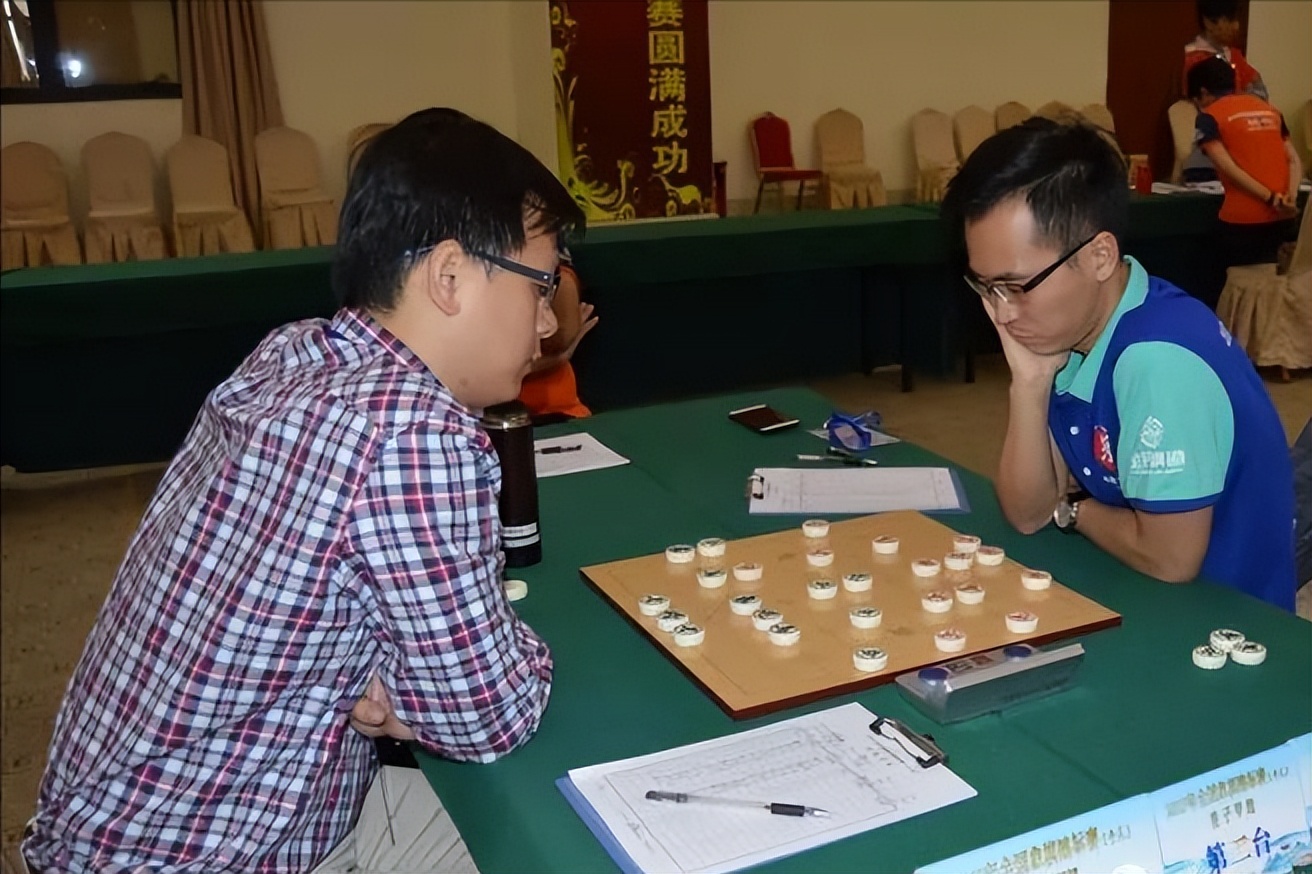 Known as Liu Xianren in the chess world, he created a new way of chess ...