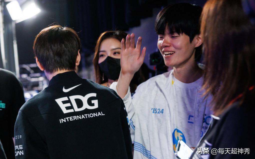 LCK Galaxy Battleship is overrated, BeryL speaks out, DK alpaca Deft ...