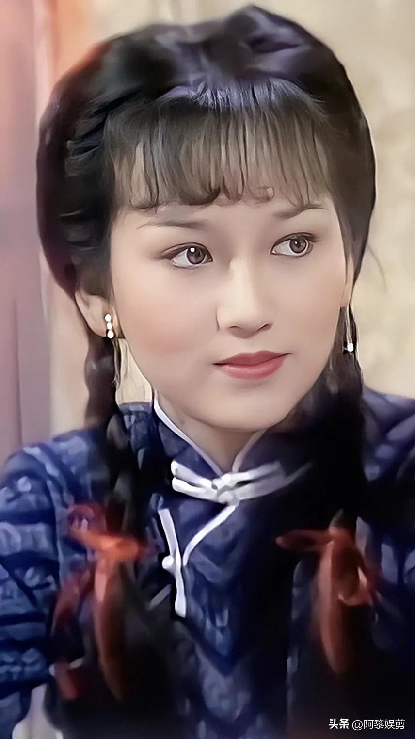Zhao Yazhi was so beautiful when she was young, and now she is very ...