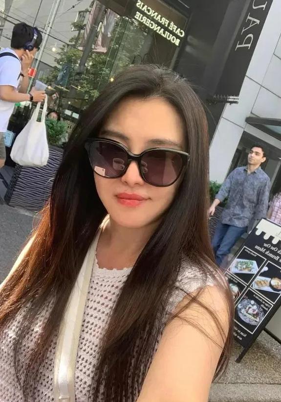 Joey Wang: From a film legend to a life of practice, shake the age ...