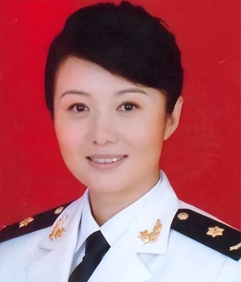 Zheng Weili and Zhao Jun divorced for 21 years: she took her son to ...