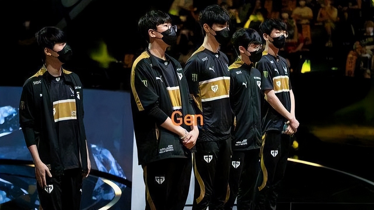 Leng Shao's live broadcast exposed the situation of LPL training games, GEN's strength may be ...