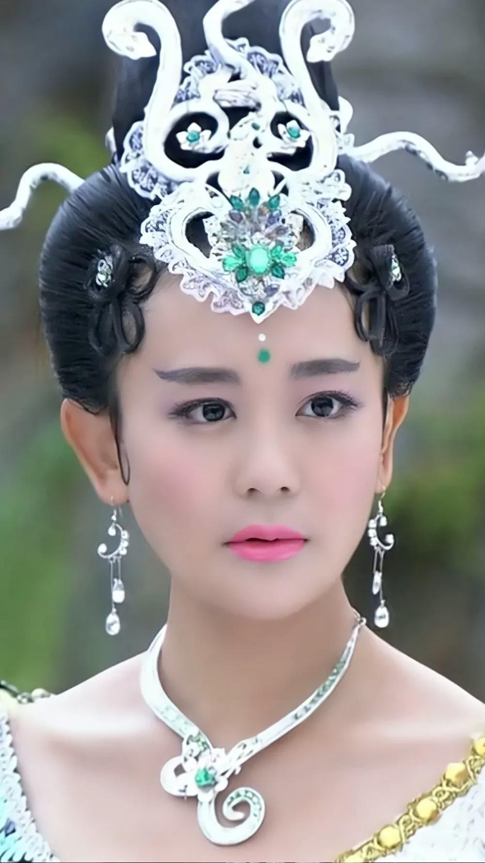 TV series "Swordsman" Hailu as Yindai - iNEWS