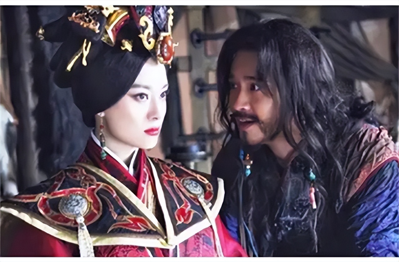 The Queen Mother Xuan of Qin State committed herself to King Yiqu and ...