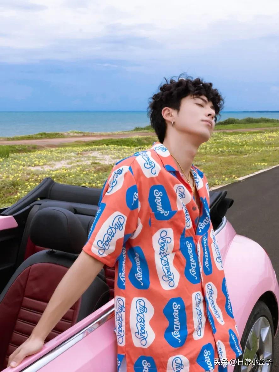 Wang Hedi's new MV "Tango by the Sea" releases dopamine amazingly ...