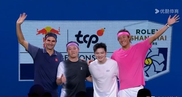 Smart! Federer and Eason Chan hit Fan Zhendong in the stomach with ...