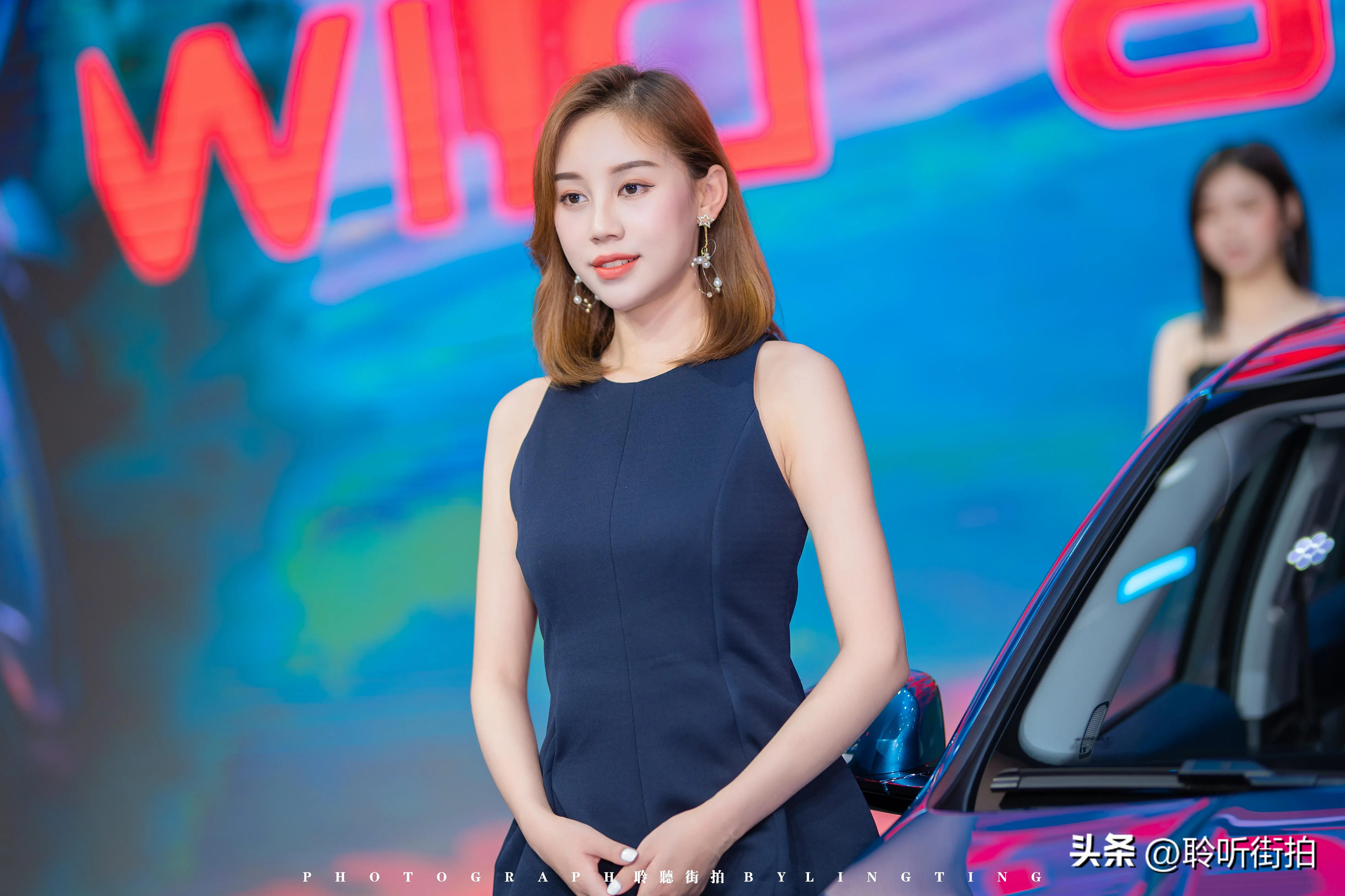 Auto show model: Xuexue - iMedia