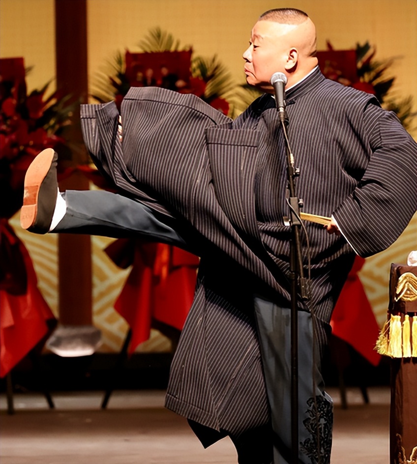 The famous crosstalk actor Meng Fangui expressed support for Cao Yunjin ...