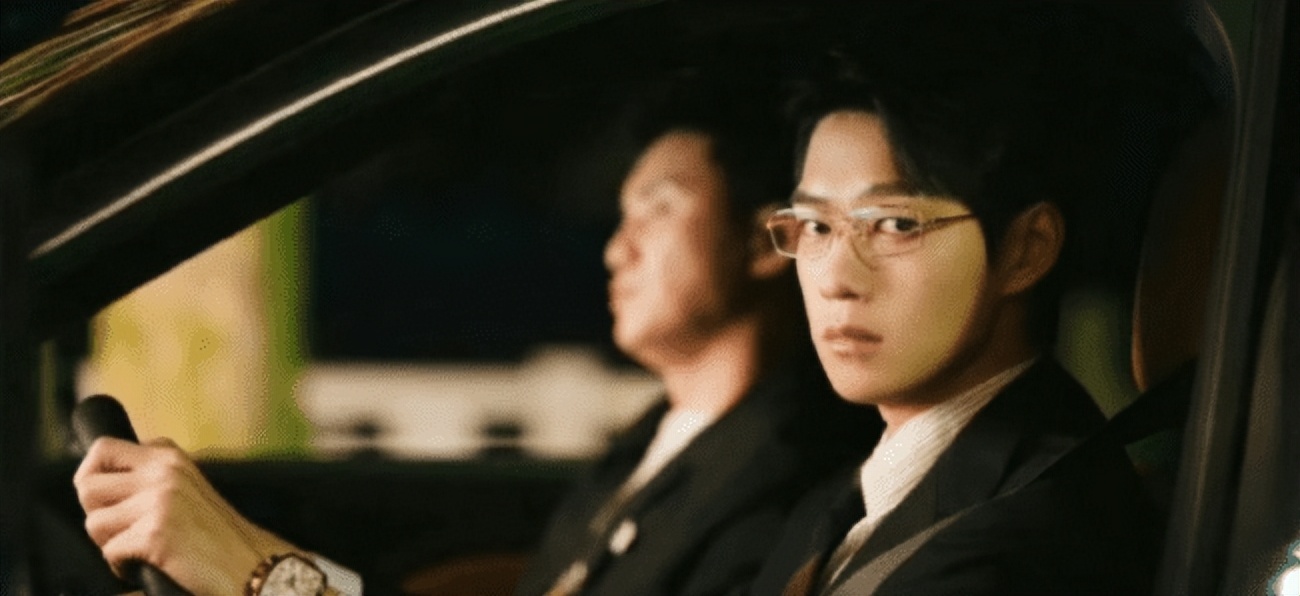 A popular search, a comparison with Yang Yang, made Huang Xiaoming's ...