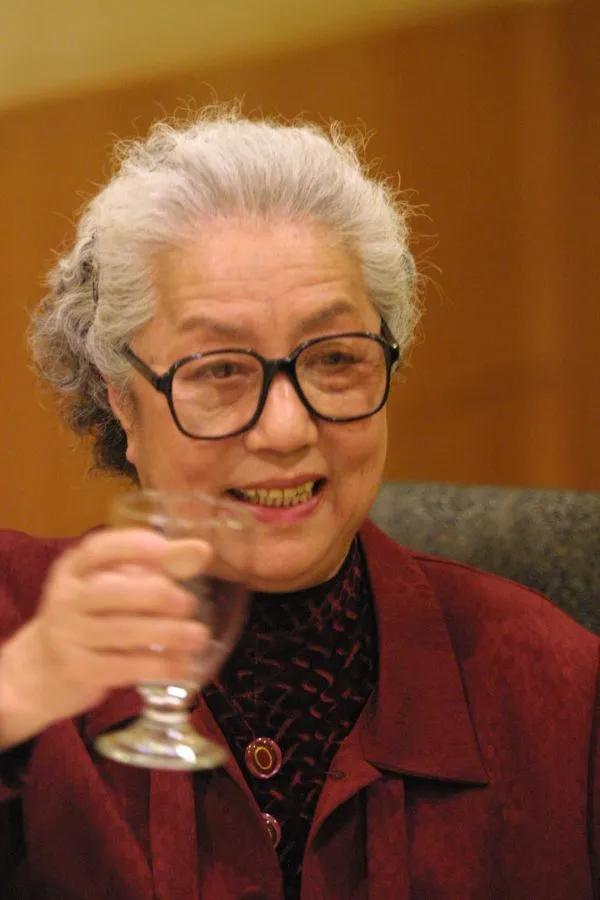 The famous Peking Opera artist Gao Yuqian's "Grandma Li" was rescued by ...