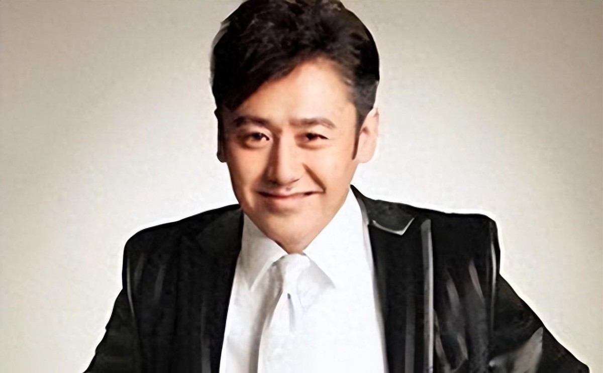 He supported Chen Yulin for 7 years and moved abroad at the age of 56 ...