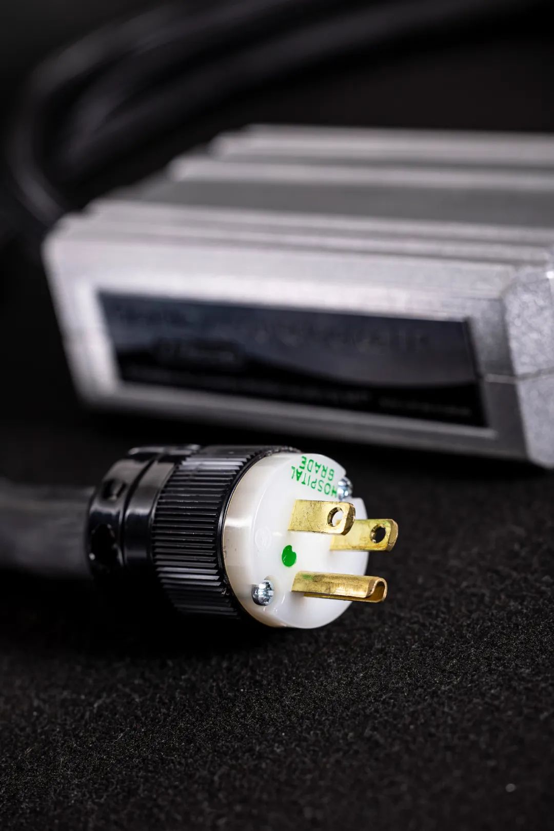 MIT reference series flagship power cord Oracle Z-Cord Reference FP ...