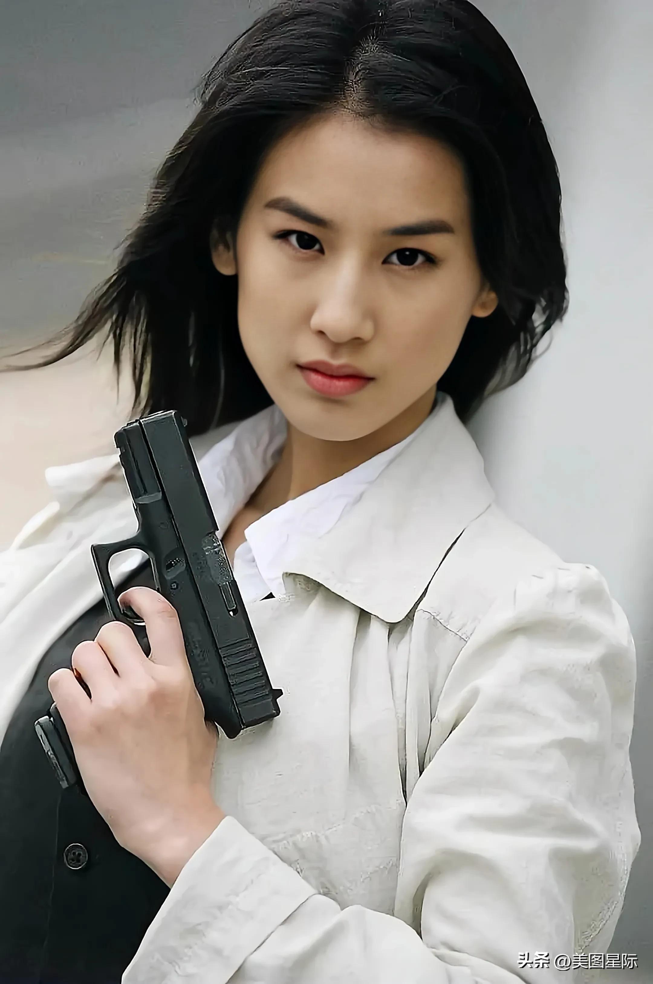 The protagonist of this issue—Huang Shengyi, the 171st issue of the ...