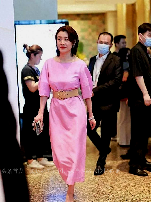 Liu Lin is out of the spotlight again. She boldly challenges teenage ...