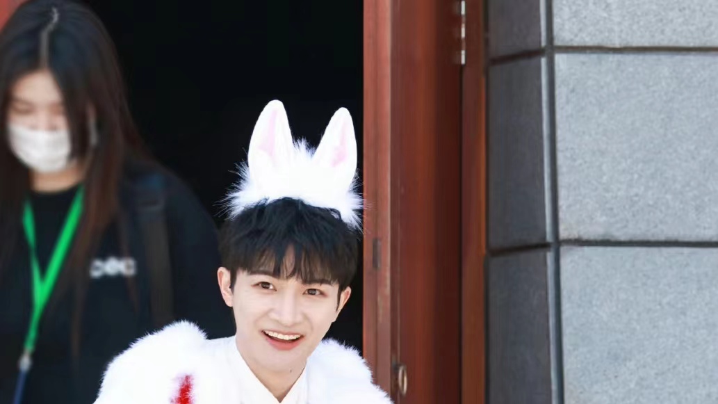 The Myth of Running Man Couples: Zhou Shen Bailu Yang Ying COS Jade ...