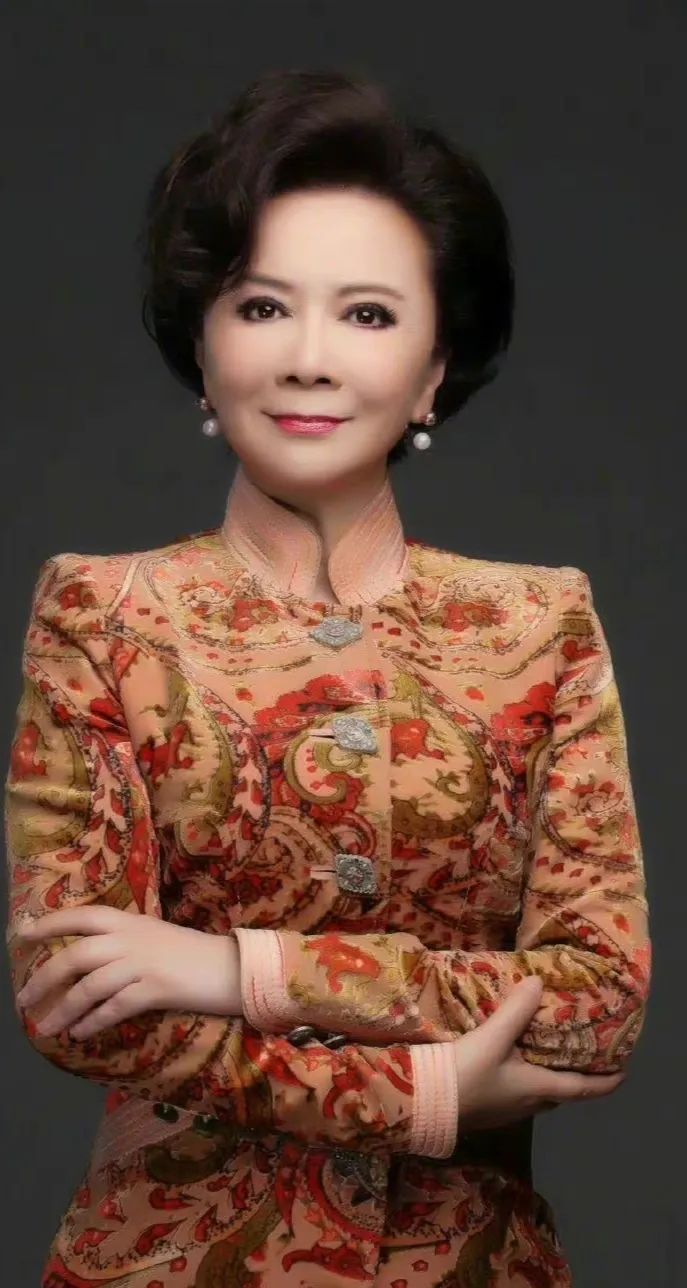 Little Gossip, Yang Yang, Di Lieba, Yuan Hong, Cai Ming, Zhang Zining ...