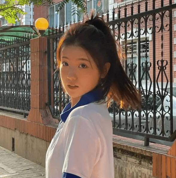 Meng Yutong: The monthly salary is less than 10,000 yuan, but he has ...