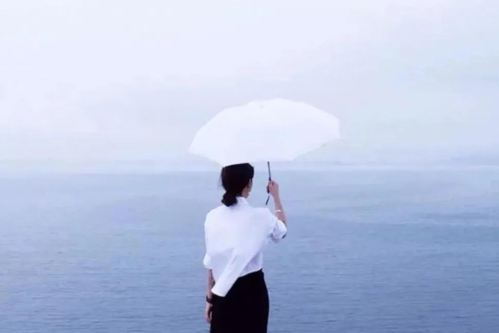 dimly lit place - iNEWS