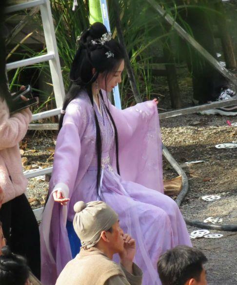 Yi Mengling's new drama "Reuter" is as beautiful as a fairy. The staff ...