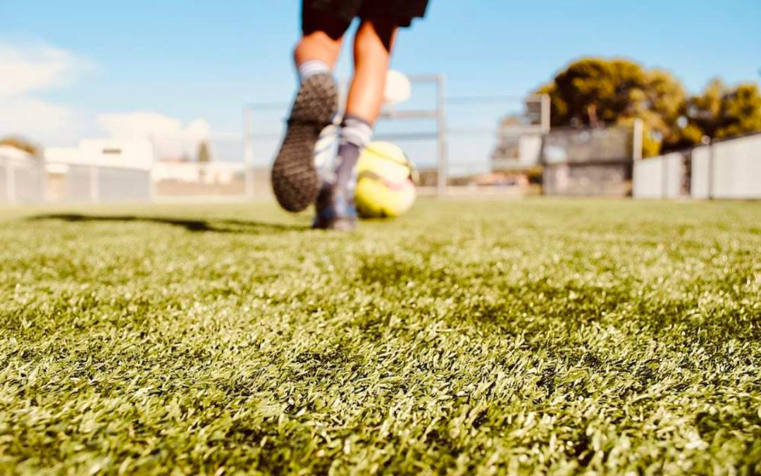 Cultivate children's interest in football, these points should be done ...
