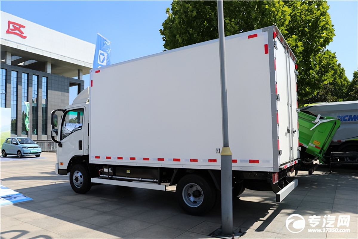 XCMG's largest pure electric logistics vehicle in the world - XCMG Hanchi EV pure electric ...