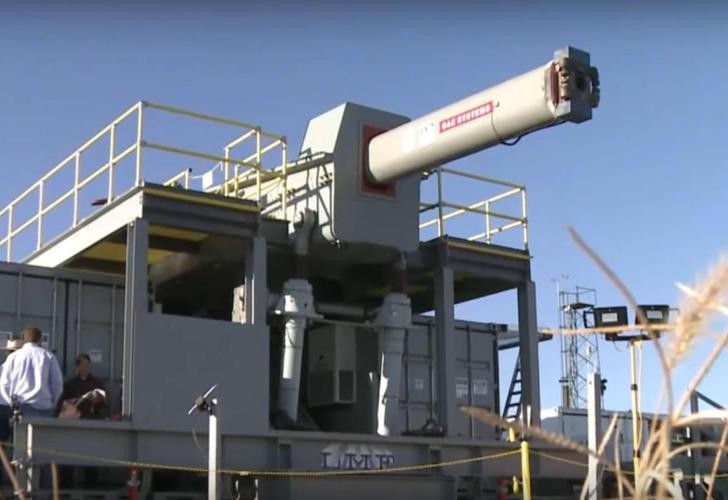 With a displacement of 13,000 tons and electromagnetic guns, India will ...