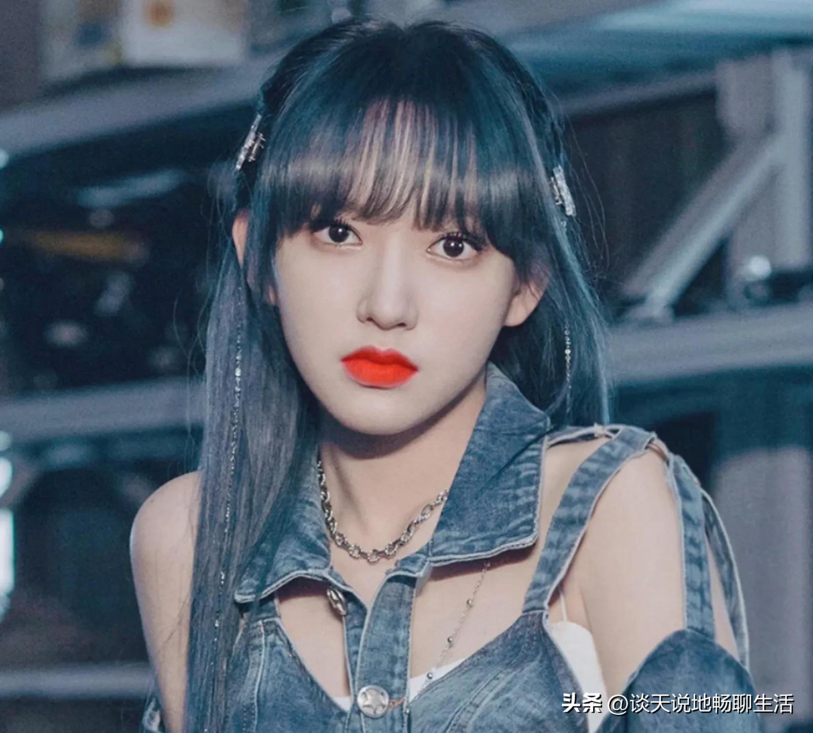 Why do many people like the beautiful singer and actress Cheng Xiao - iNEWS