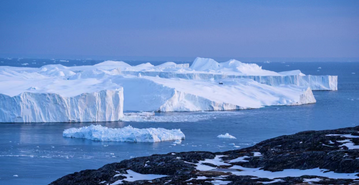 Collapsing ice caps, thawing permafrost... Earth nears multiple climate ...