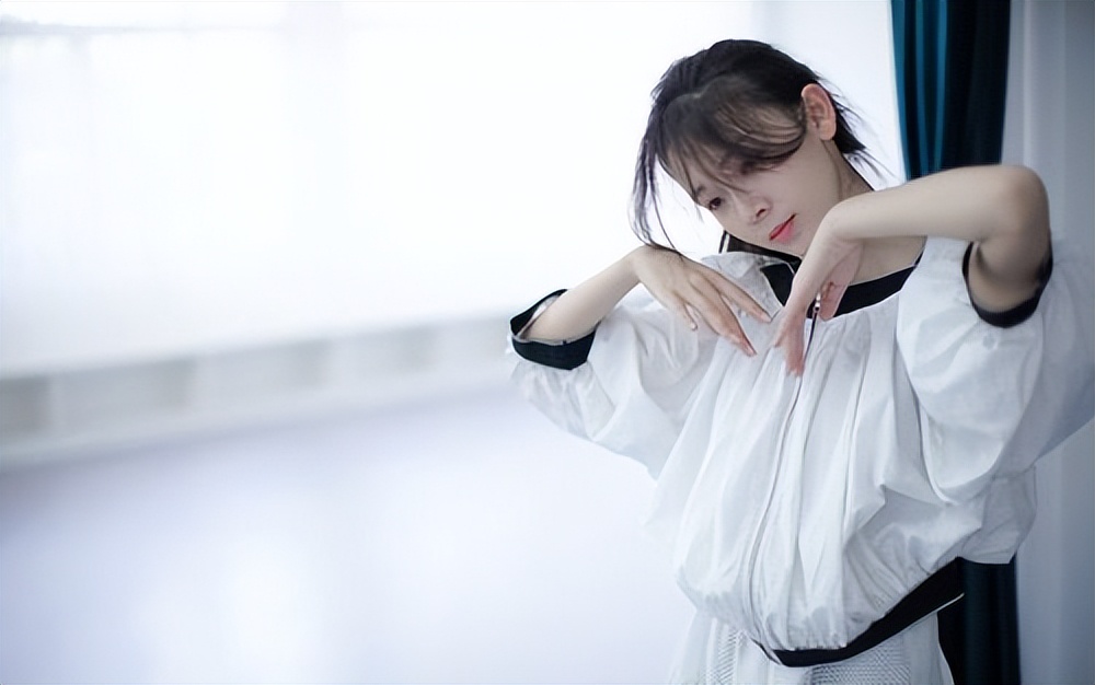 Small gossip: Zhang Yunlong, Huang Minghao, Song Huiqiao, Chen Yao, Li ...