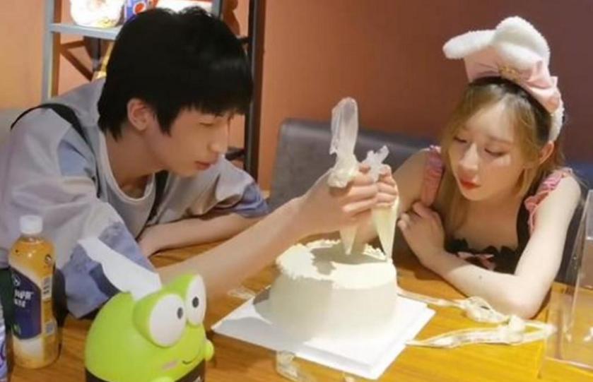 Xiao Chaomeng, the super god monkey defeated the sword demon, and the ...