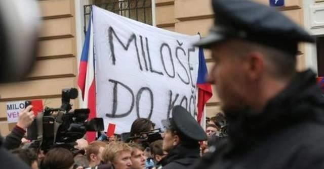 Original: Two European countries with the closest relationship are now ...