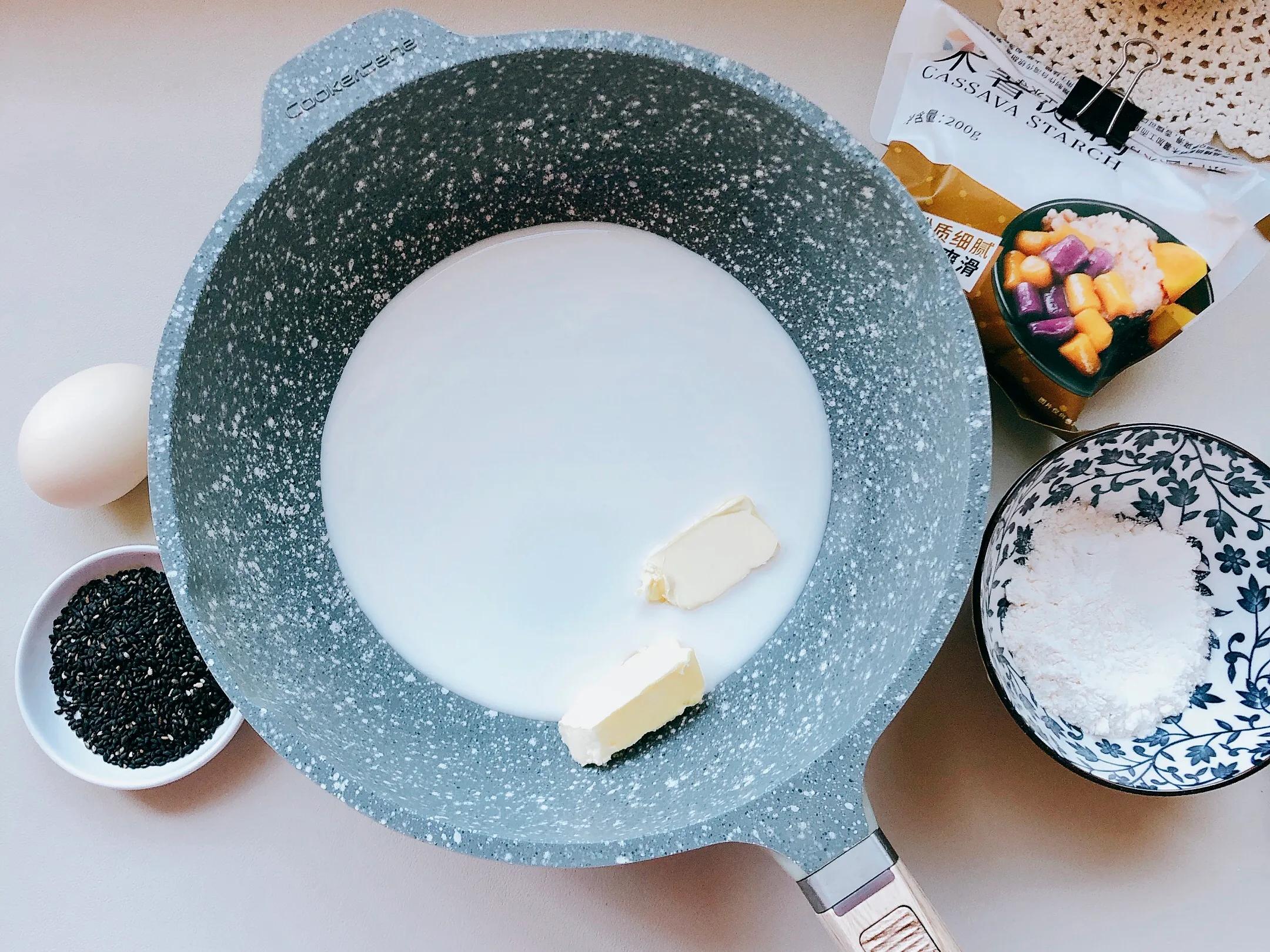 Super simple milky mochi ball recipe!Crisp on the outside and glutinous ...